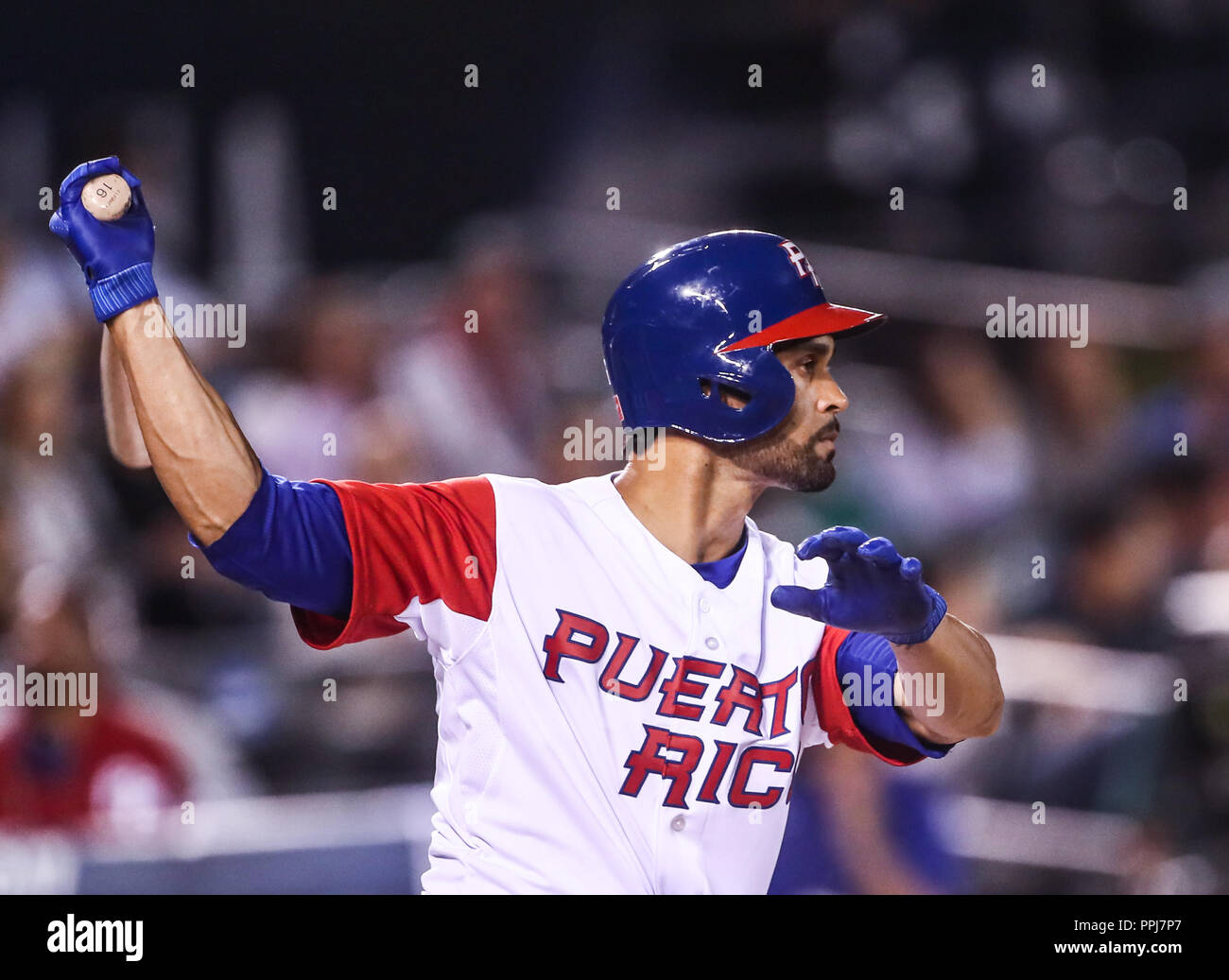 Angel Pagan de Puerto Rico, durante el partido entre Puerto Rico contra ...