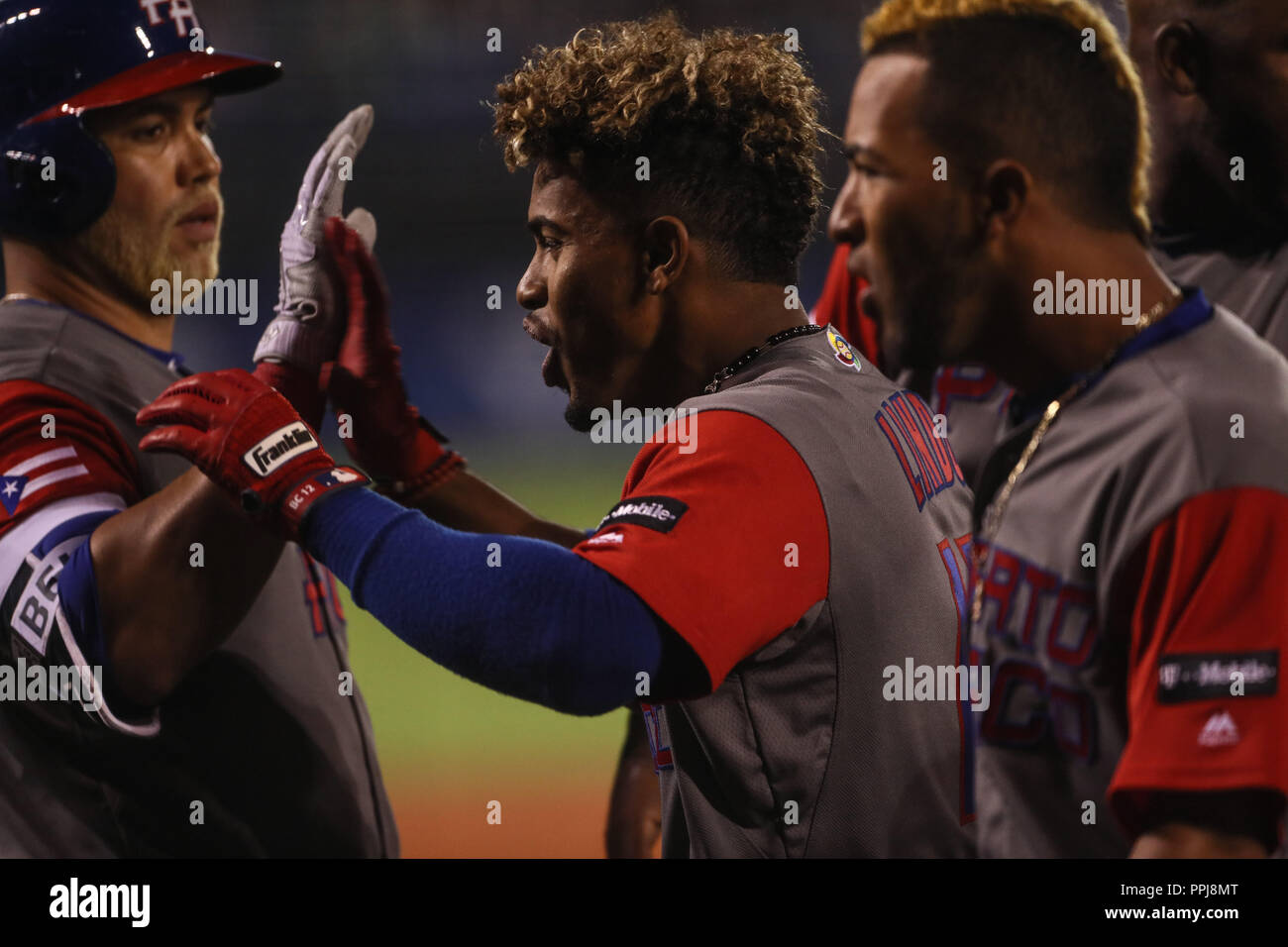 Francisco Lindor de Puerto Rico ,conecta un cuadrangular a Miguel ...