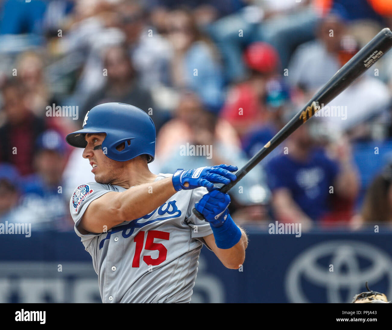 Austin Barnes. Acciones del partido de beisbol, Dodgers de Los Angeles ...