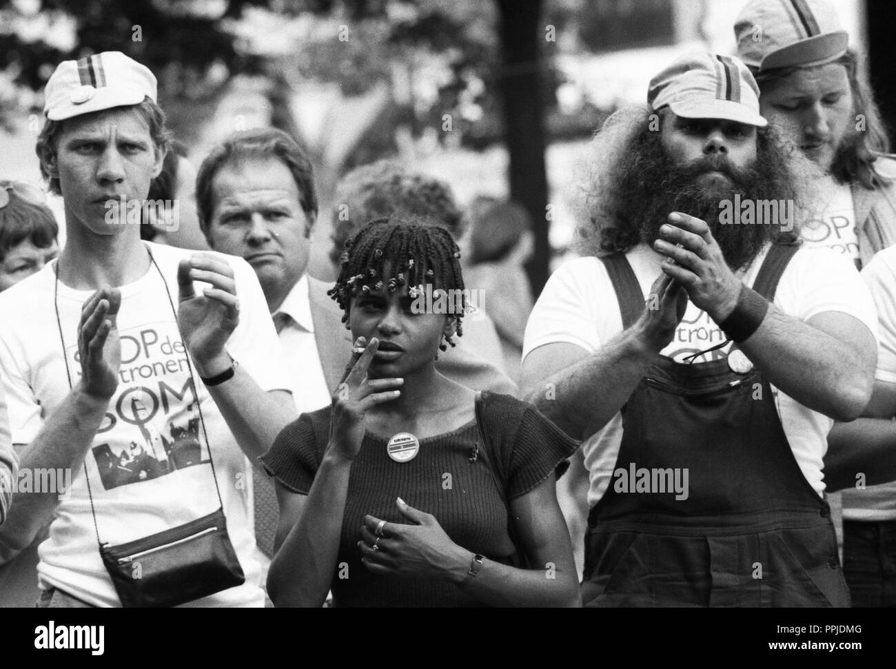 Anti vietnam war activities hi-res stock photography and images - Alamy