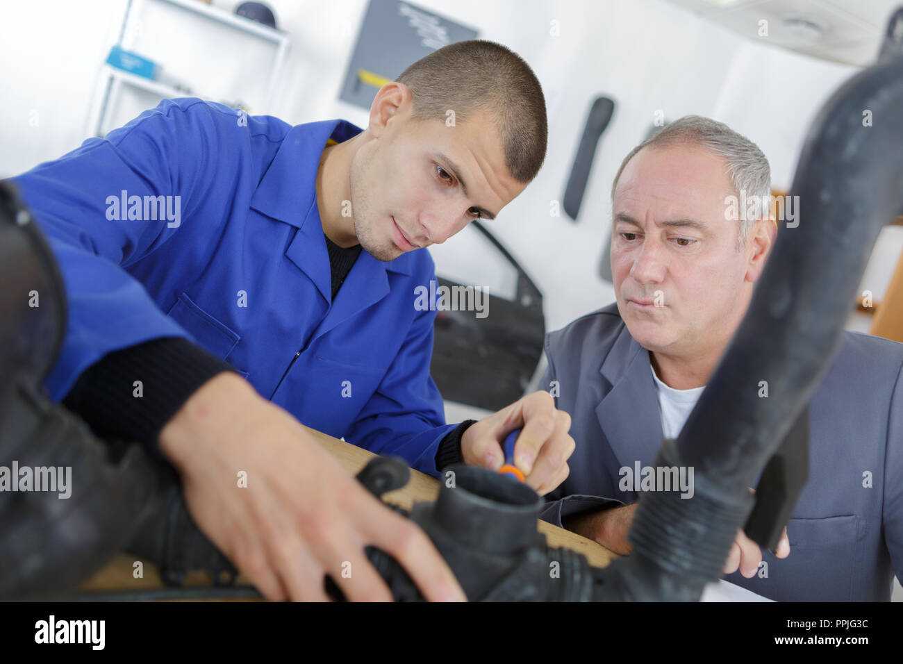 Auto Mechanic Ramp High Resolution Stock Photography and Images - Alamy