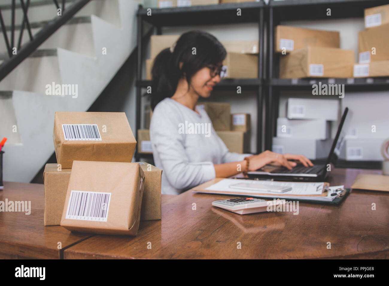 Young asian self employed woman hi-res stock photography and images - Alamy