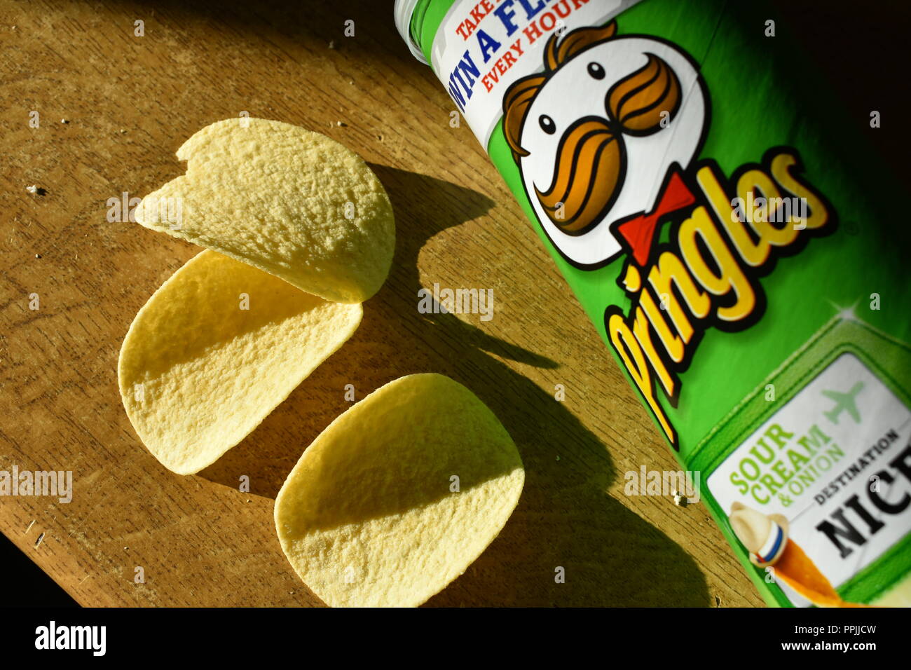 Pringles hi-res stock photography and images - Alamy