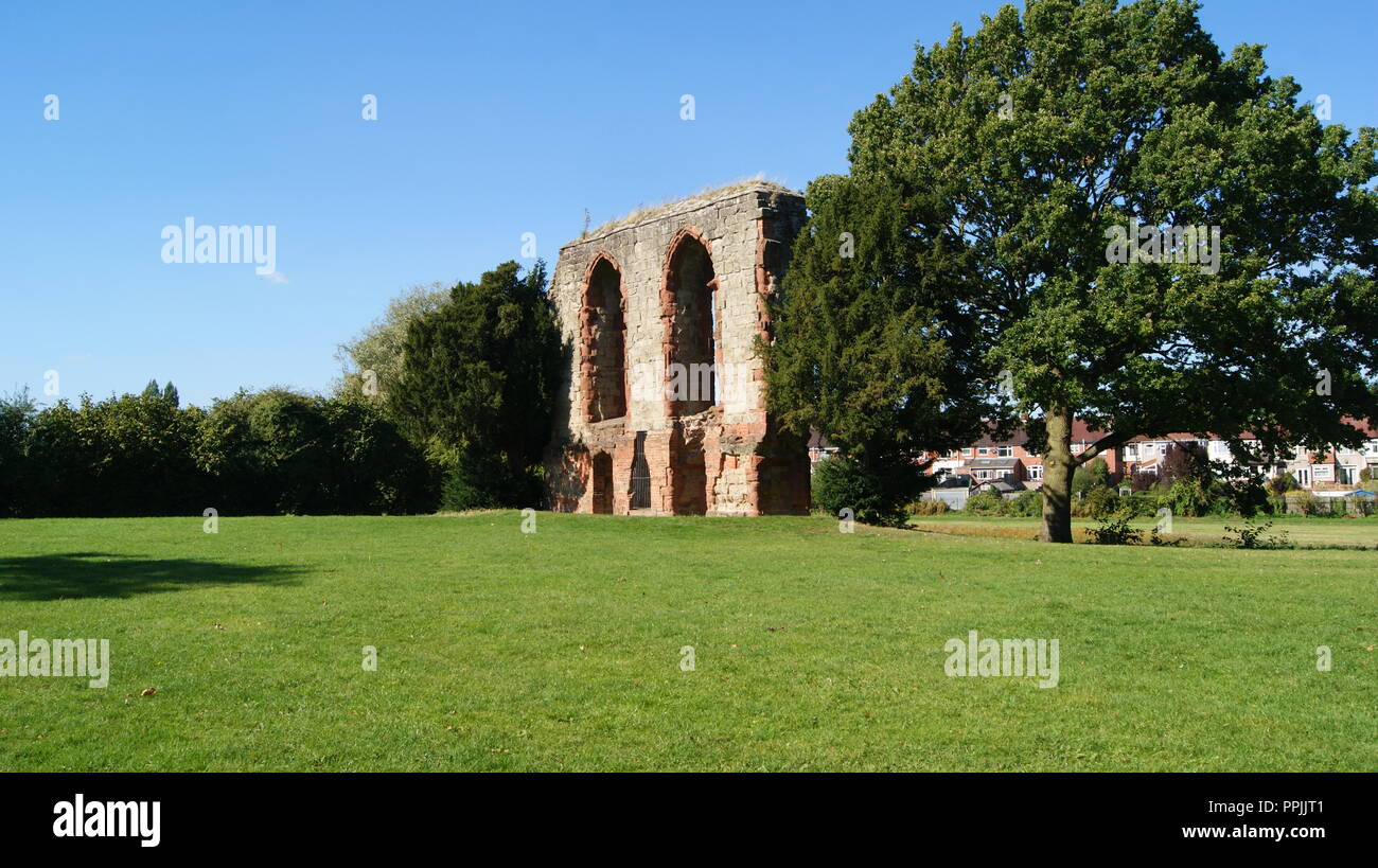 Caludon castle ruins hi-res stock photography and images - Alamy