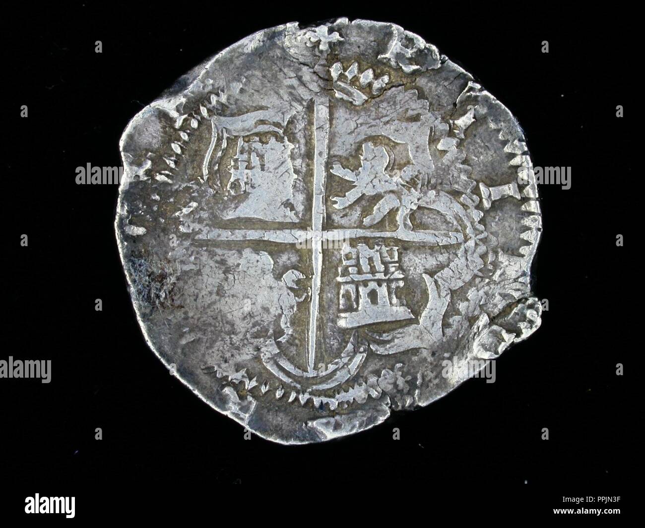 Cruz y circulo hi-res stock photography and images - Alamy