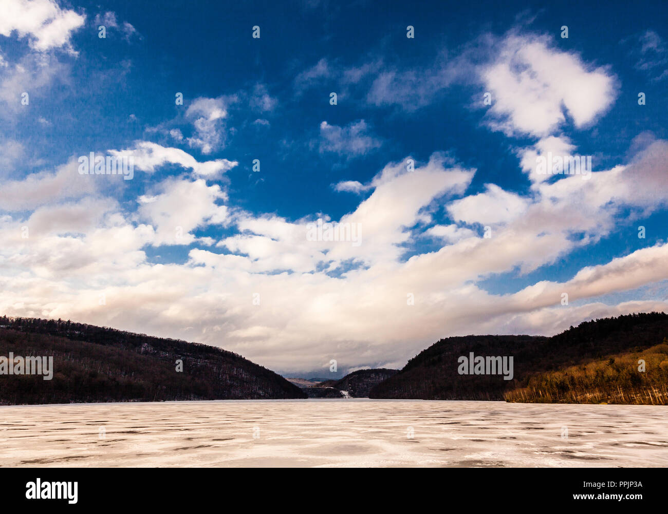 Hogback Dam Hartland, Connecticut, USA Stock Photo - Alamy