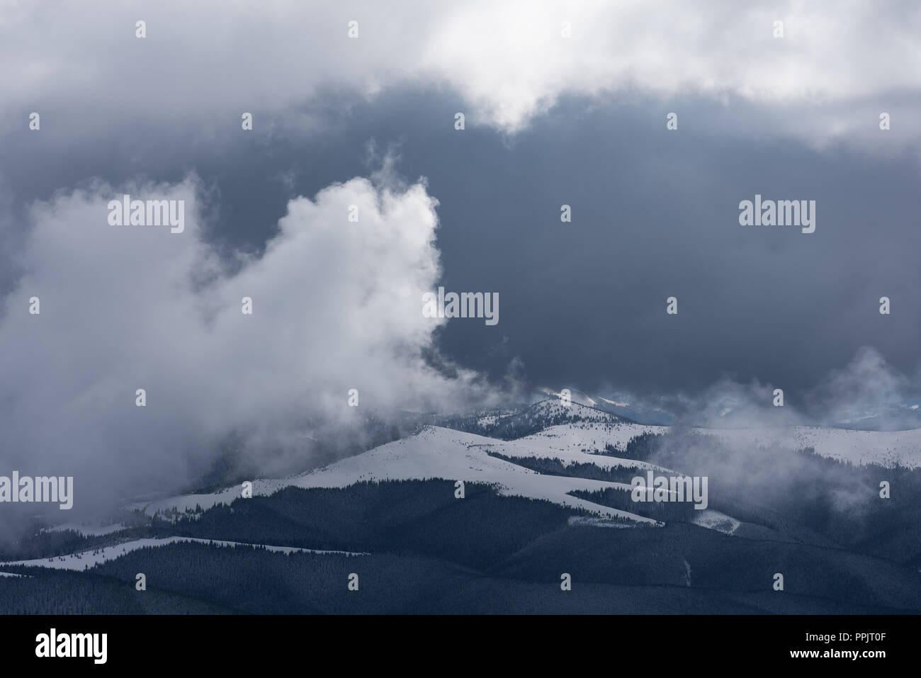Beautiful snowstorm hi-res stock photography and images - Alamy