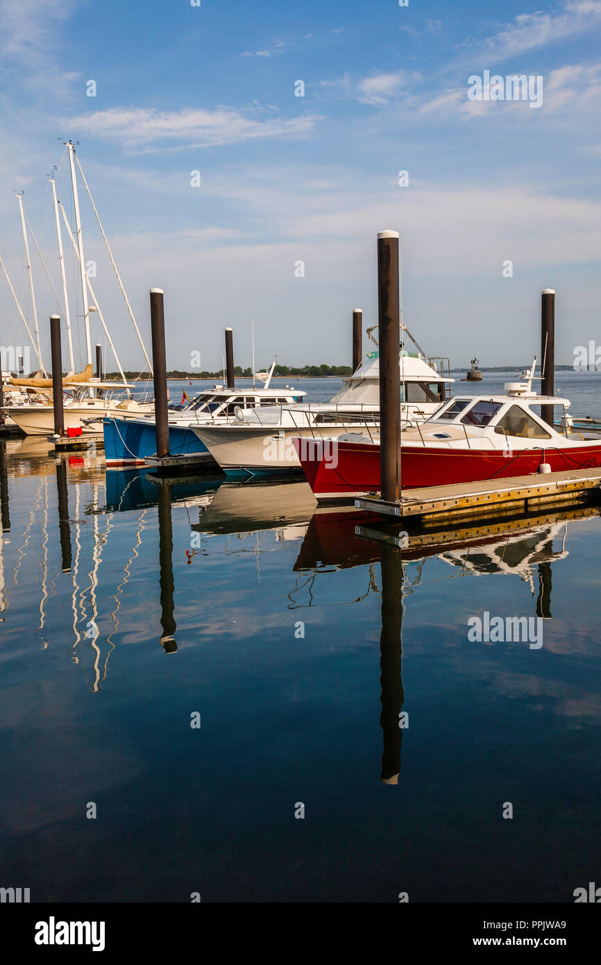 Noank shipyard hi-res stock photography and images - Alamy Noank shipyard hi-res stock photography and images - Alamy