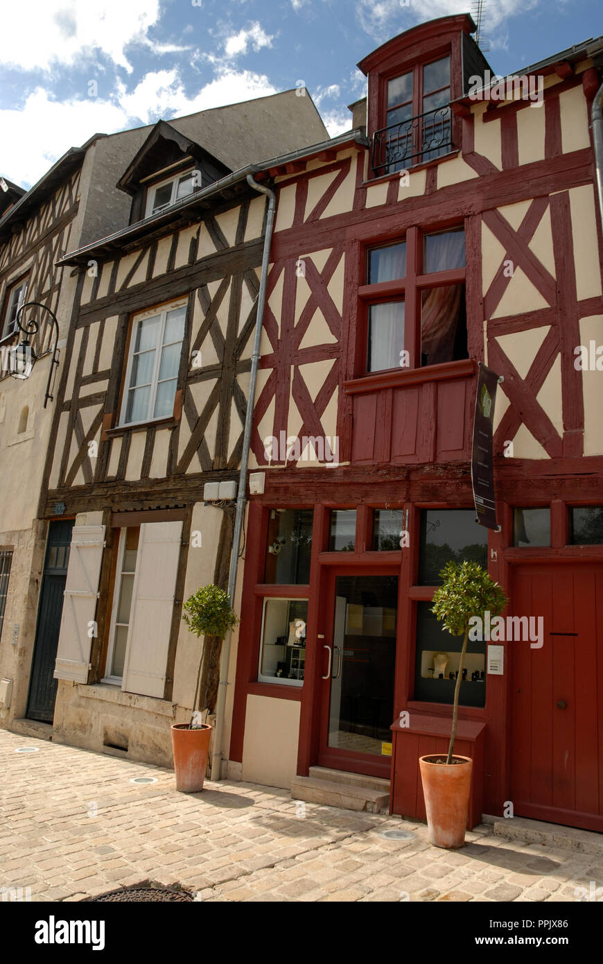 Medieval french house merchant hi-res stock photography and images - Alamy