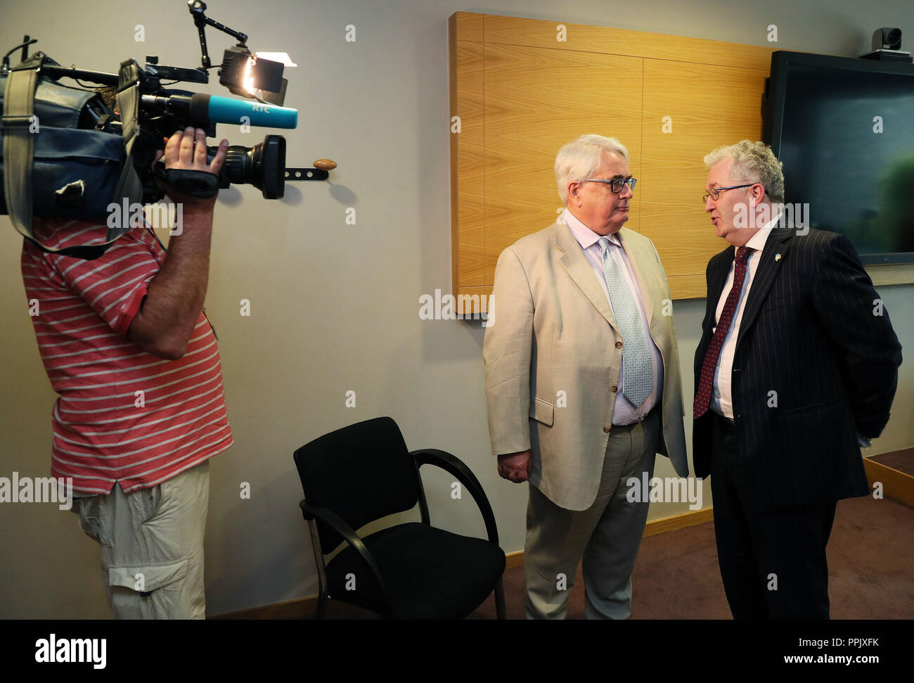 Frank clarke hi-res stock photography and images - Alamy