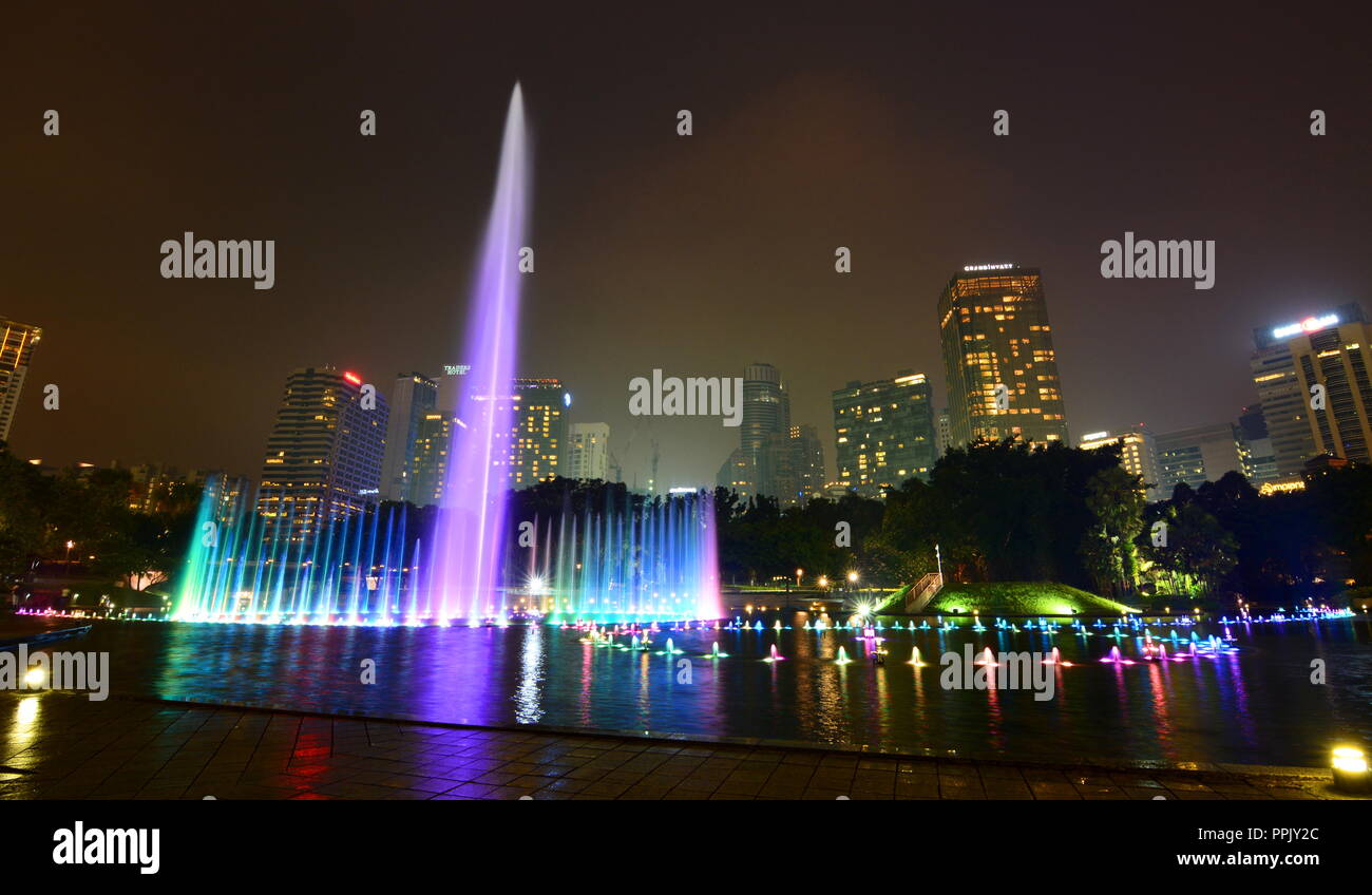 Lake symphony by night. Dancing fountains at KLCC Park. Kuala Lumpur ...