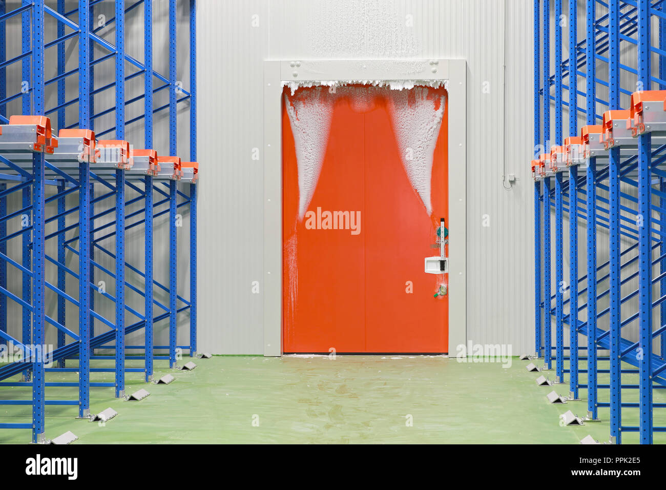 Cold storage depot hi-res stock photography and images - Alamy