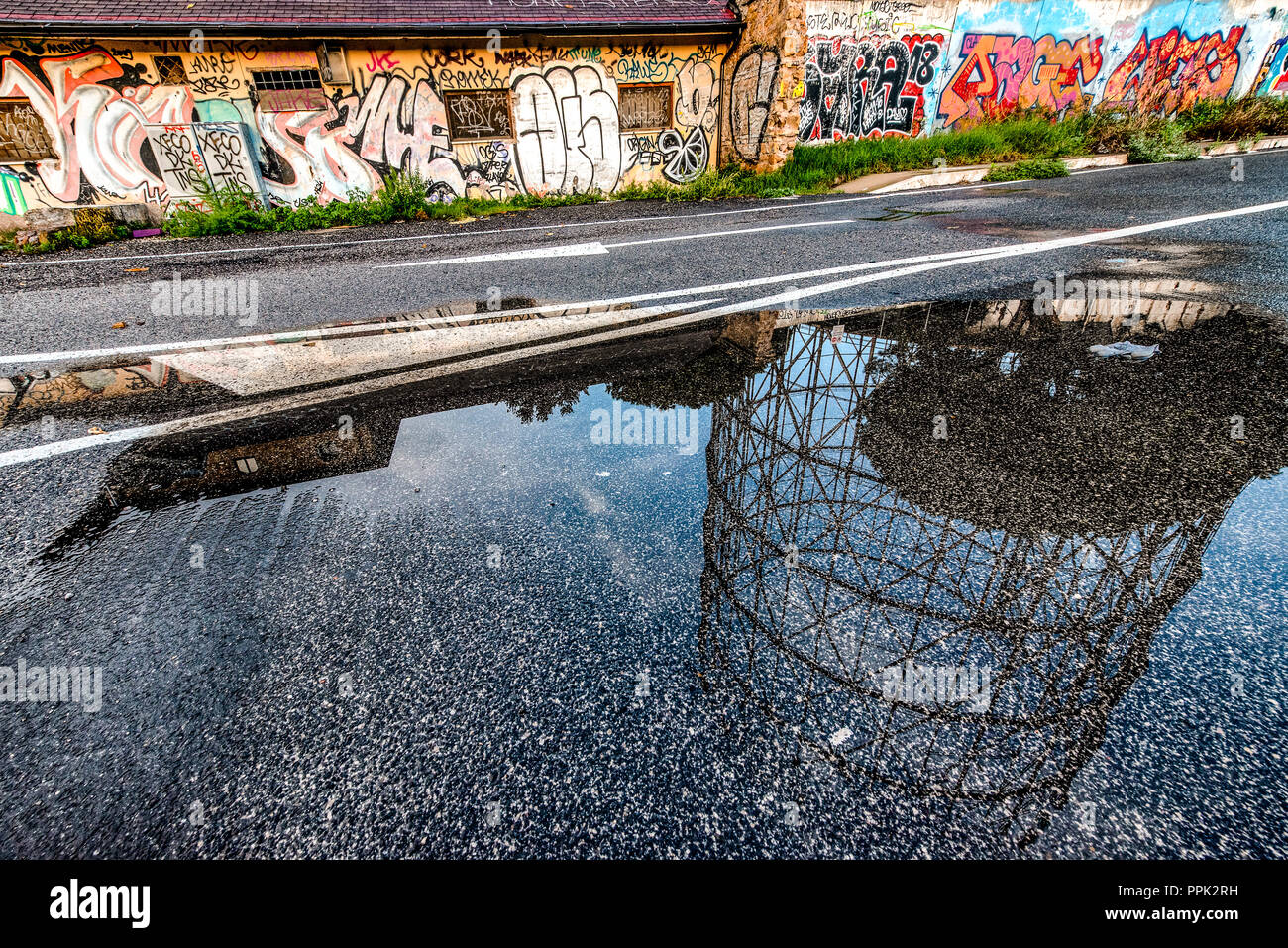 Ostiense quarter hi-res stock photography and images - Alamy