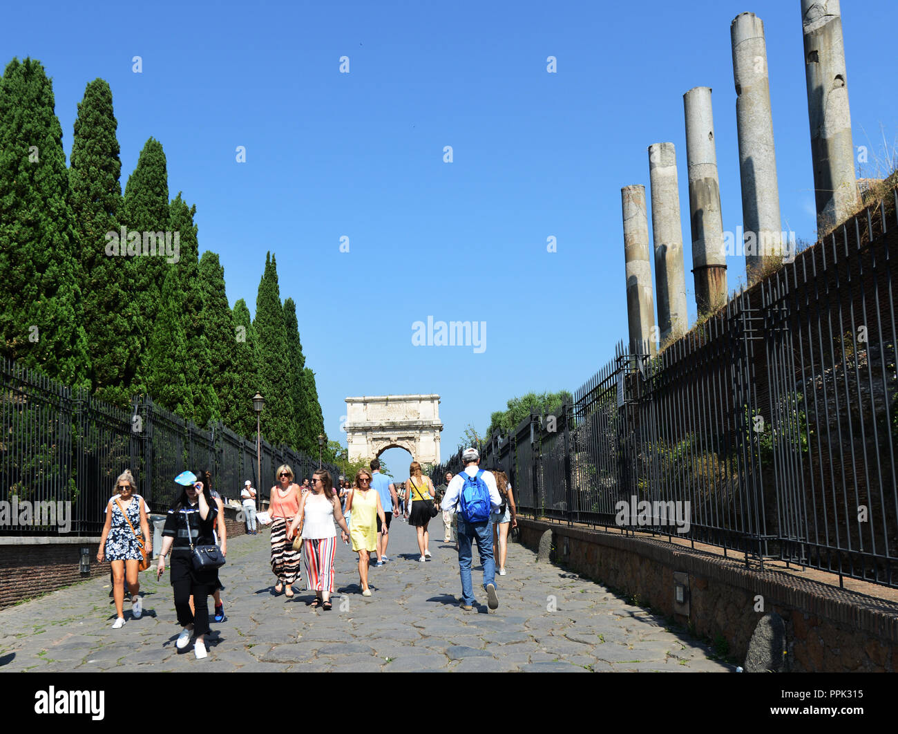 Via sacra arch of titus hi-res stock photography and images - Alamy