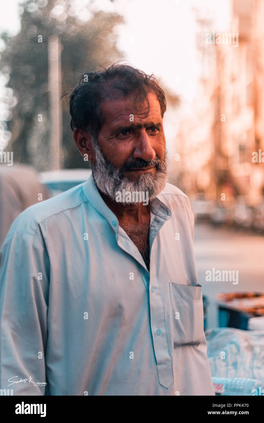 Old photos of poverty hi-res stock photography and images - Alamy