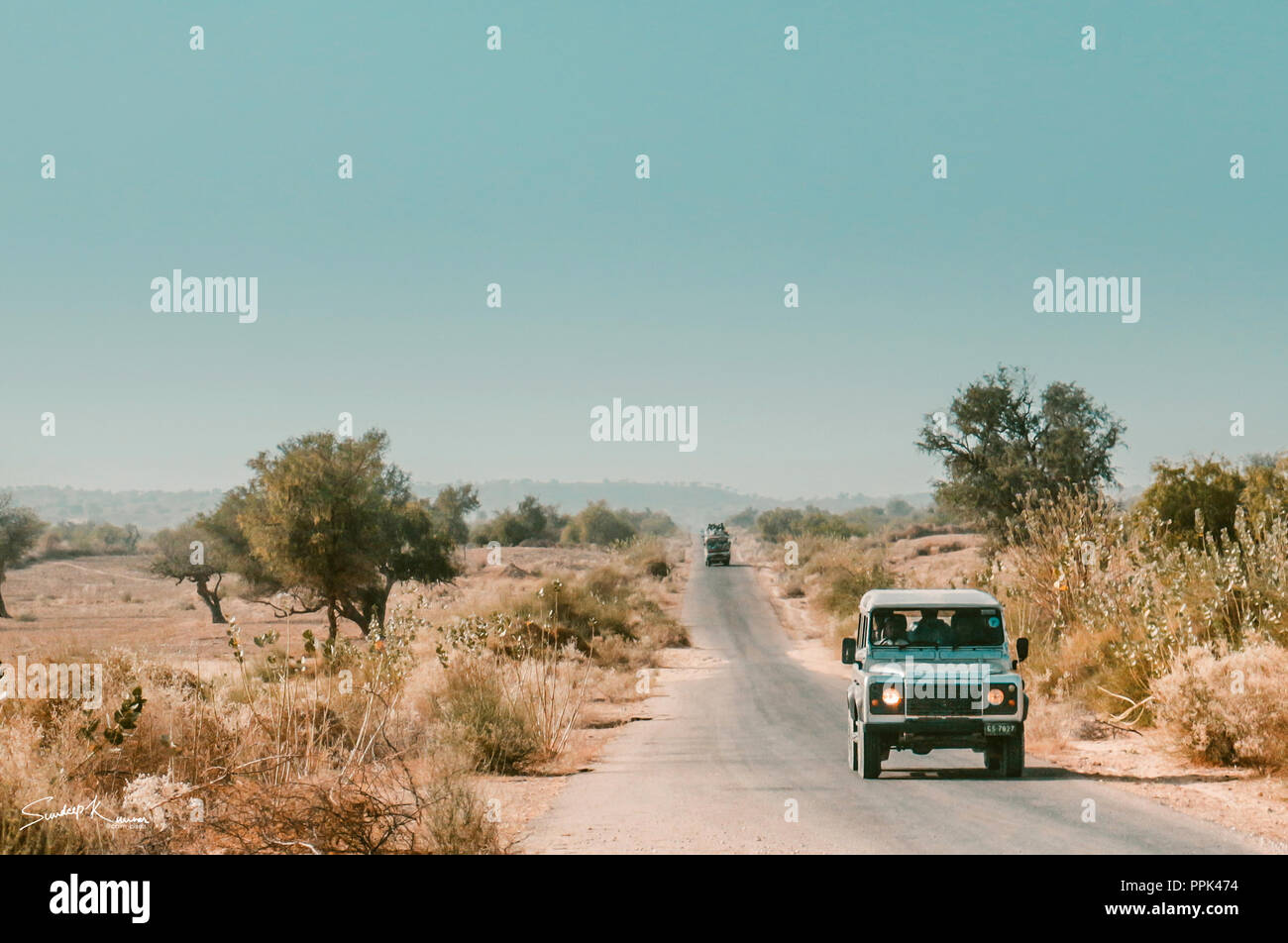 Long drive hi-res stock photography and images - Alamy