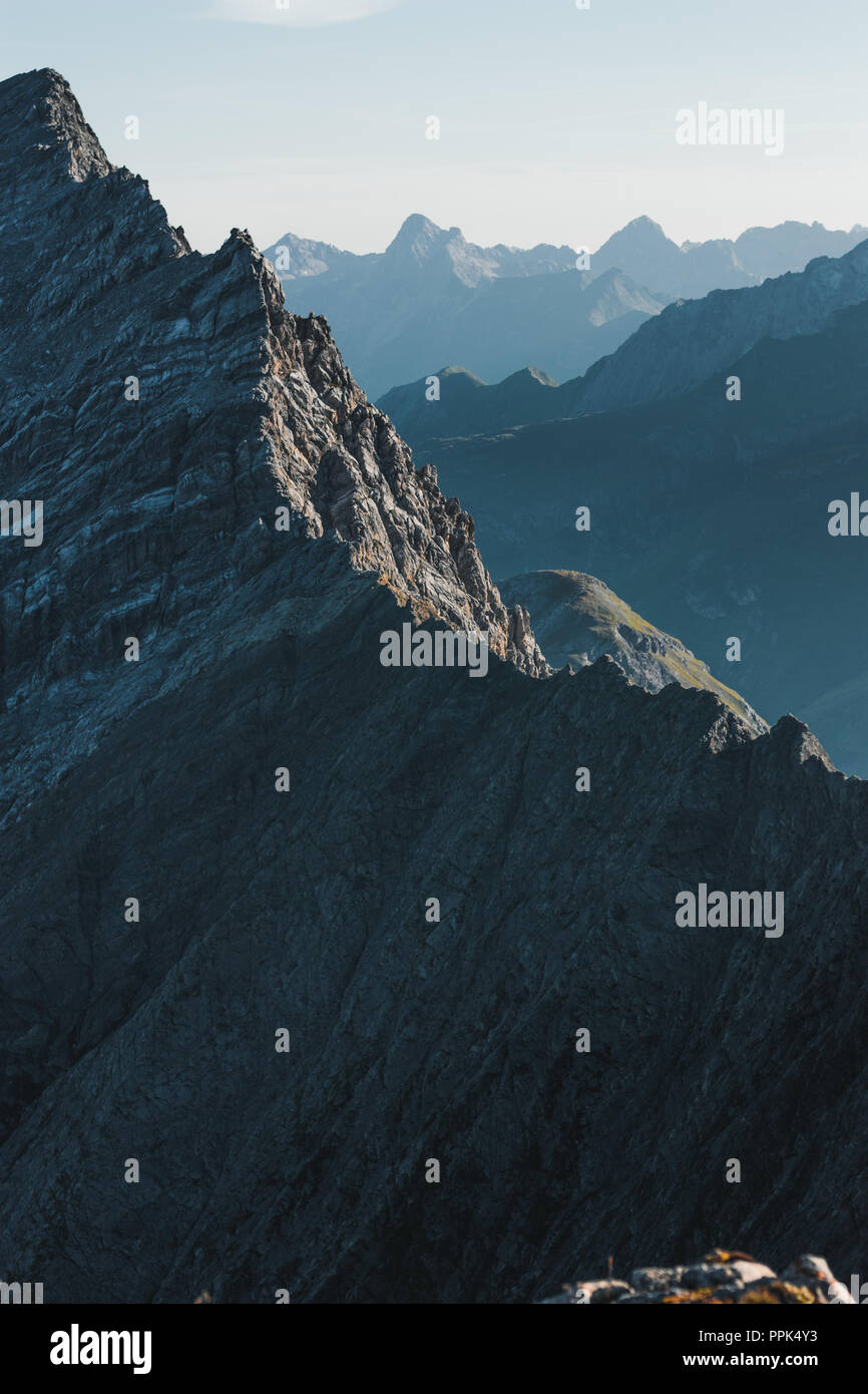 Alpen berge berg gebirge mountain hi-res stock photography and images ...