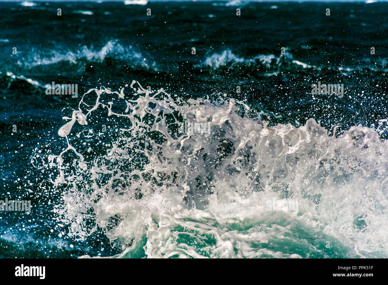 Spalsh of water hi-res stock photography and images - Alamy