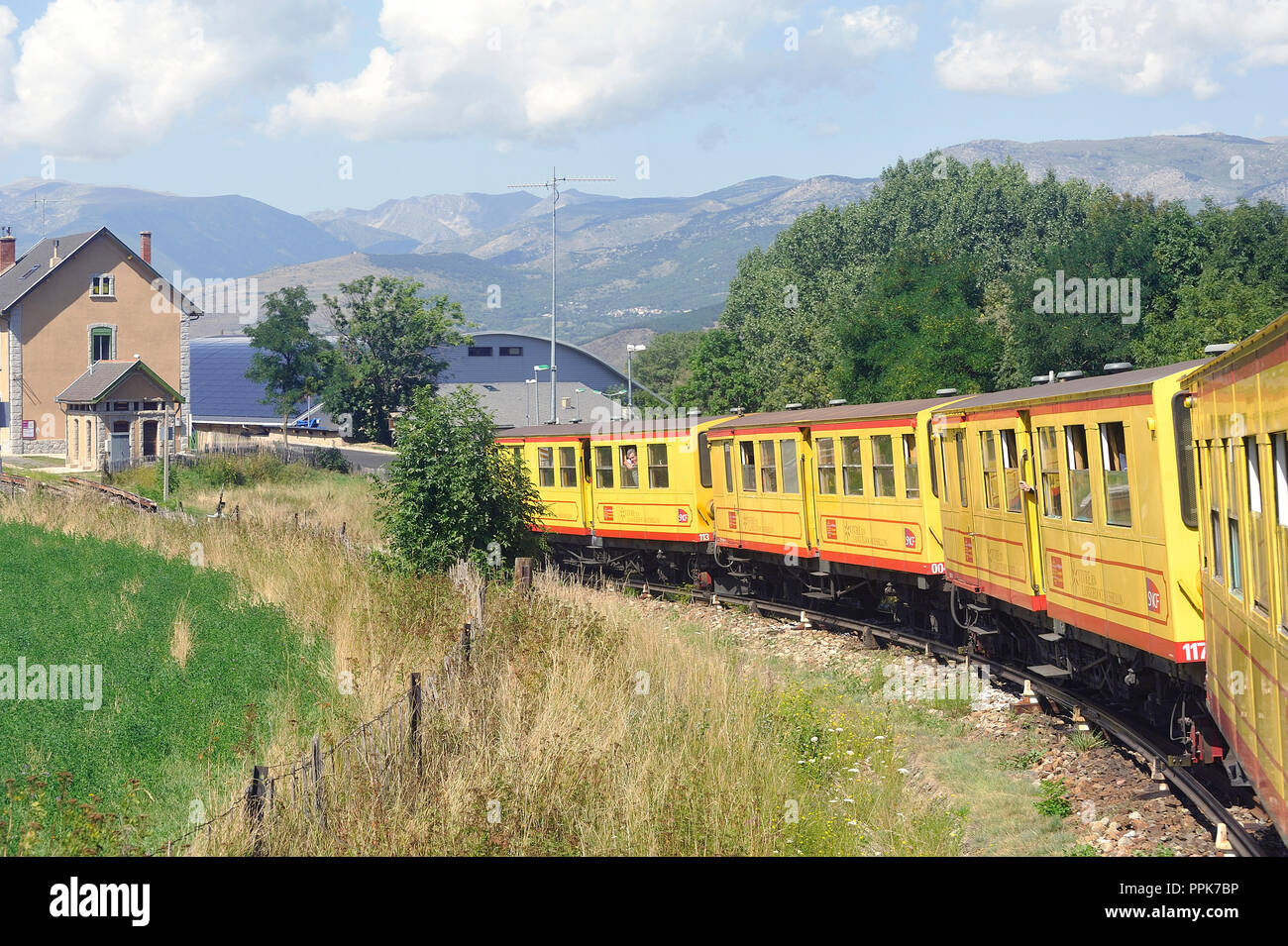 Little trains of the pyrenees hi-res stock photography and images - Alamy