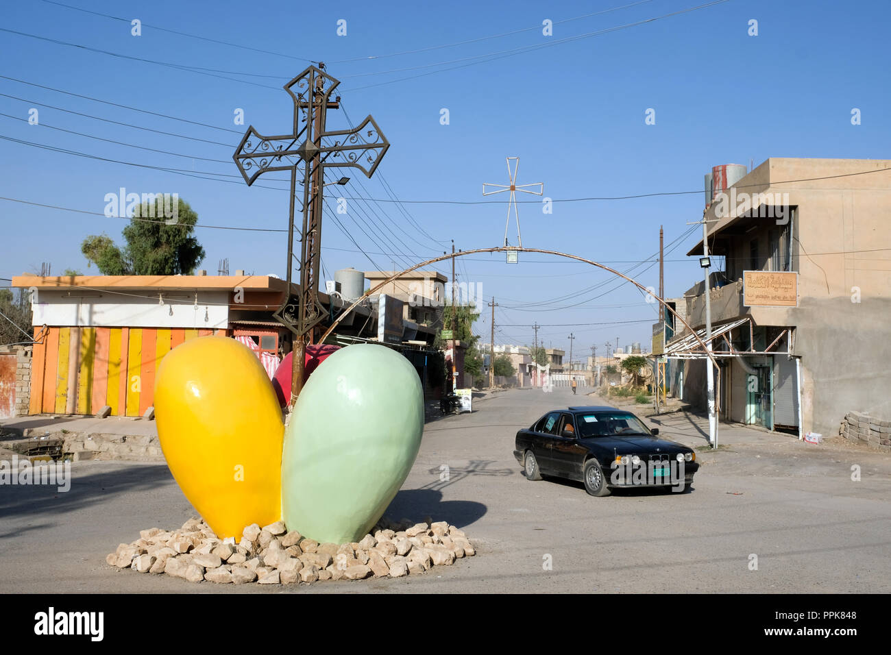 Heart and cross hi-res stock photography and images - Alamy