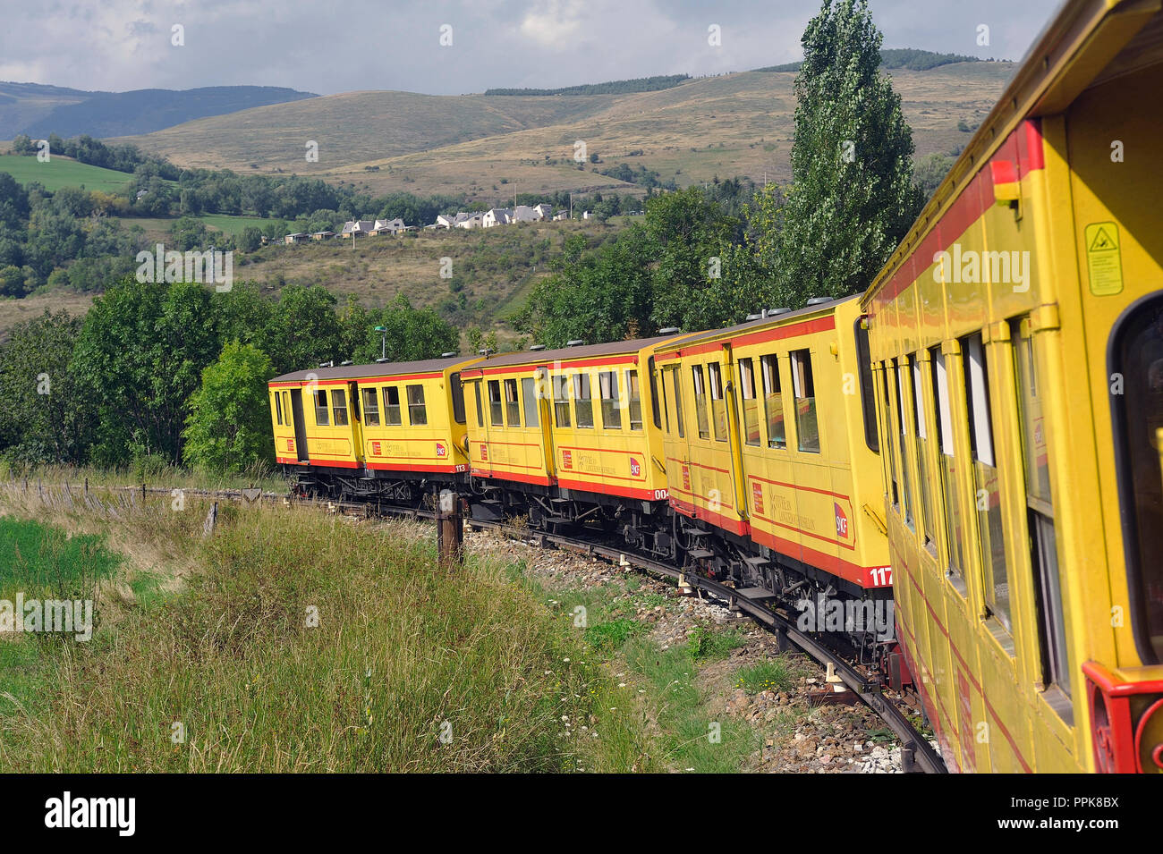 Yellow train pyrenees old hi-res stock photography and images - Alamy