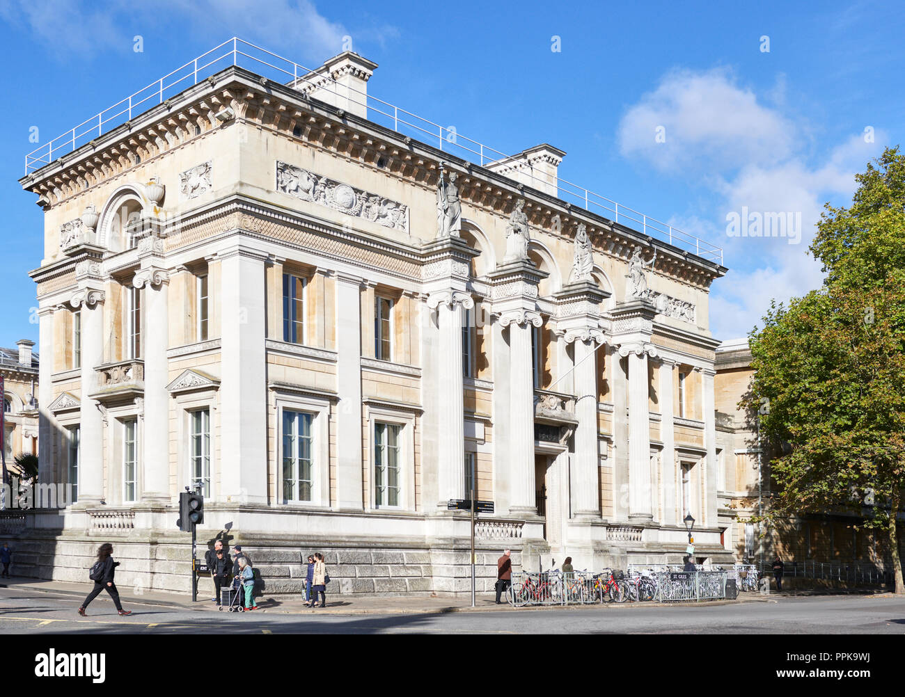Ashmolean museum hi-res stock photography and images - Alamy