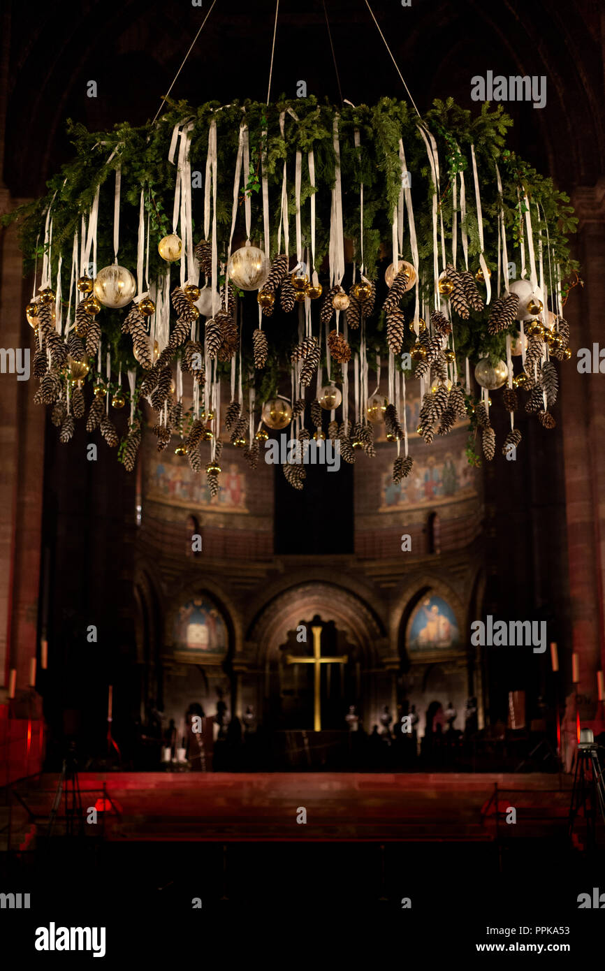 Advent wreath church hi-res stock photography and images - Alamy