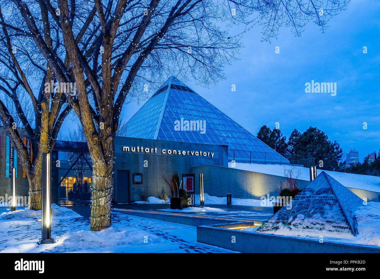 Canada edmonton muttart conservatory alberta pyramid hi-res stock ...