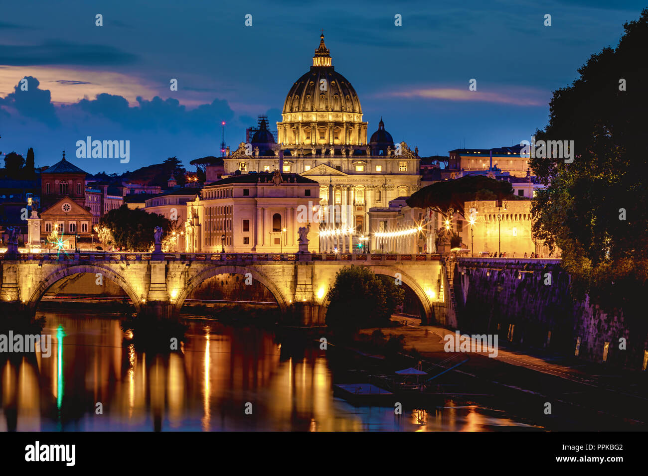 St angelo bridge and st peters cathedral hi-res stock photography and ...