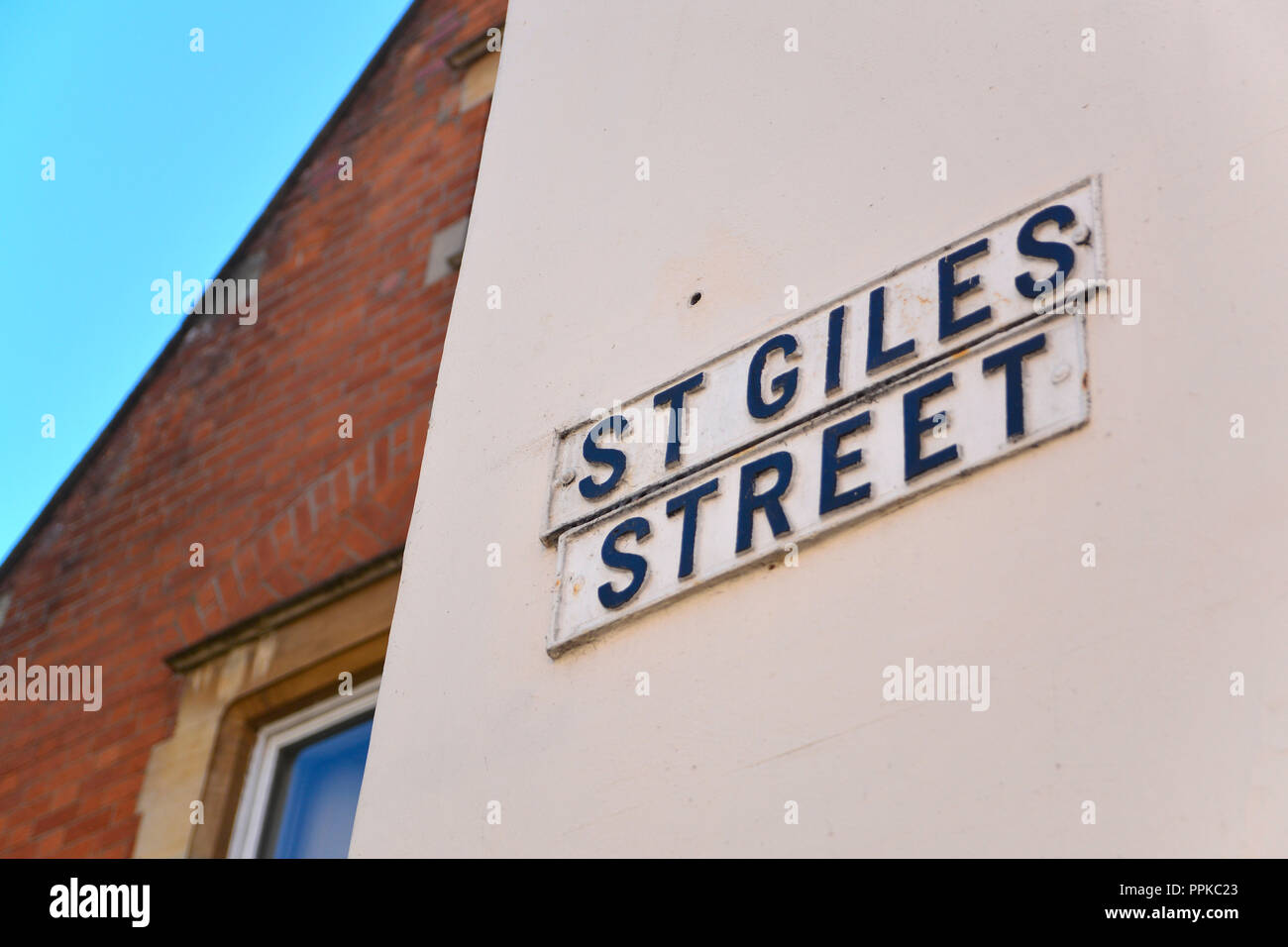 Northampton road sign hi-res stock photography and images - Alamy