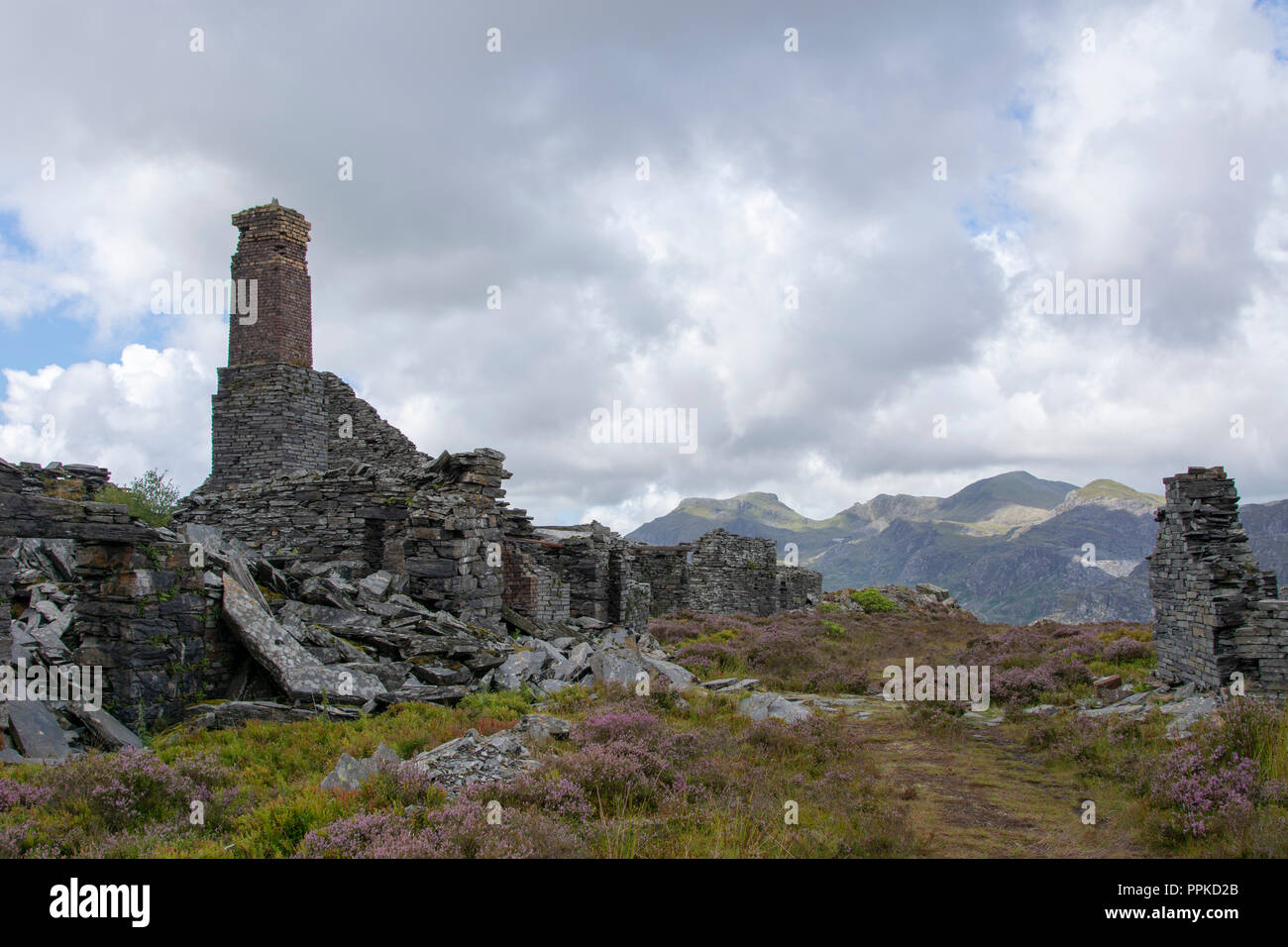 Slate mining abandoned buildings hi-res stock photography and images ...