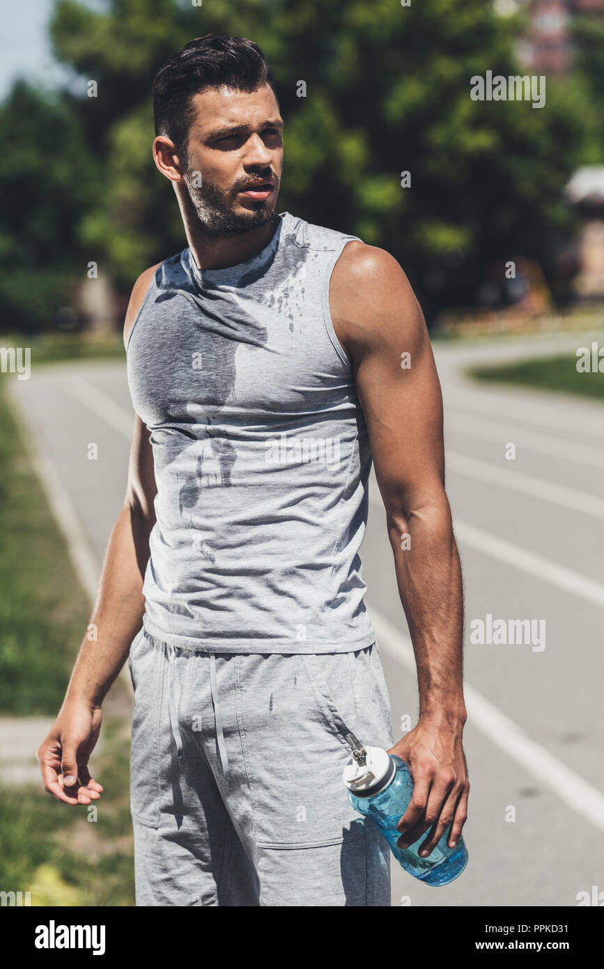 Wet running track hi-res stock photography and images - Alamy