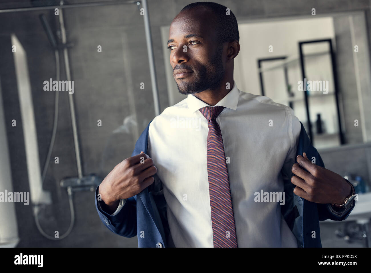 Businessman dressing up for work hi-res stock photography and images ...