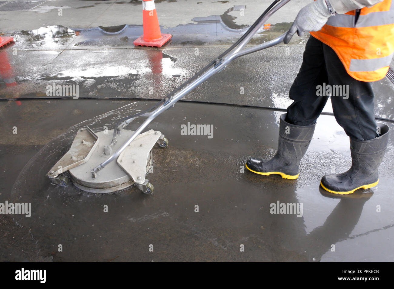 Industrial Surface Cleaner High Resolution Stock Photography and Images ...