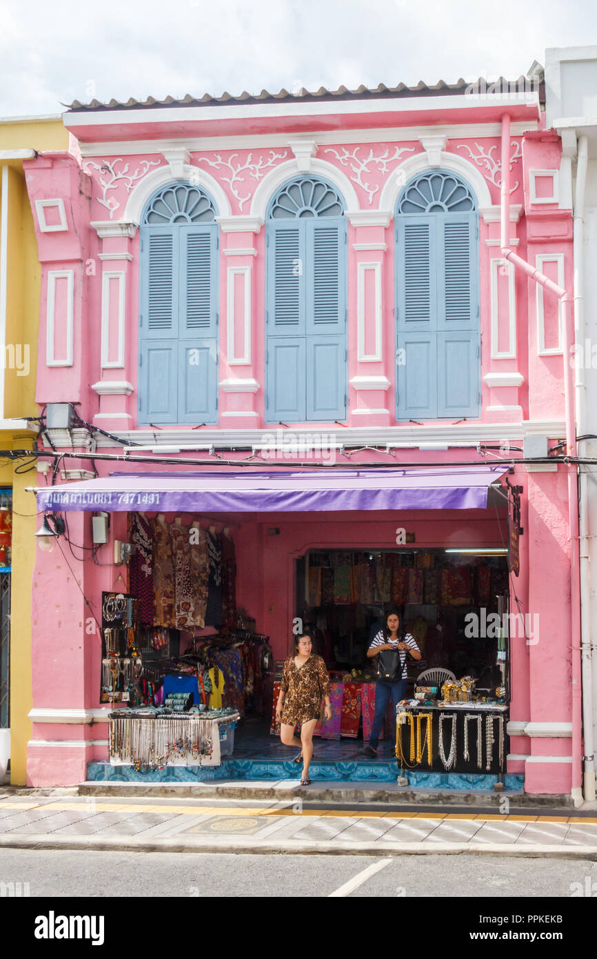 Shophouse hi-res stock photography and images - Alamy