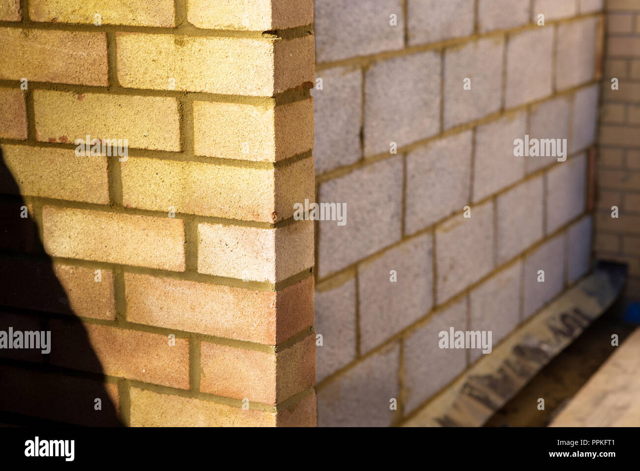 Brick laying hi-res stock photography and images - Alamy