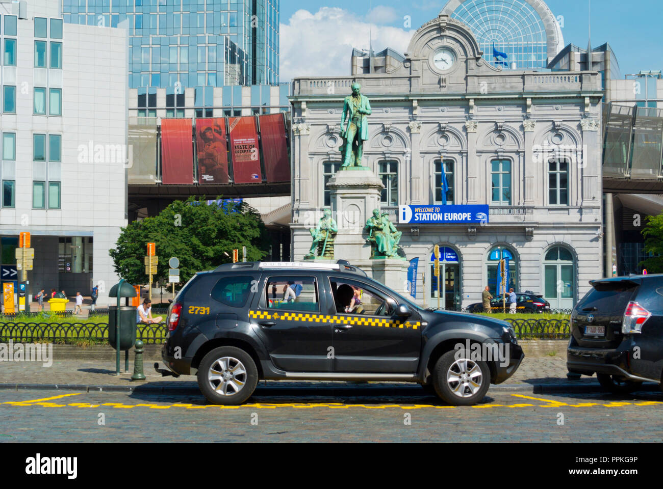 Brussel taxi hi-res stock photography and images - Alamy