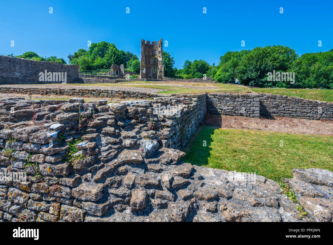 Farleigh hungerford castle hi-res stock photography and images - Alamy