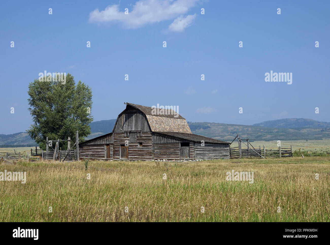 rustic wooden barn at Mormon Row Historic District Stock Photo - Alamy