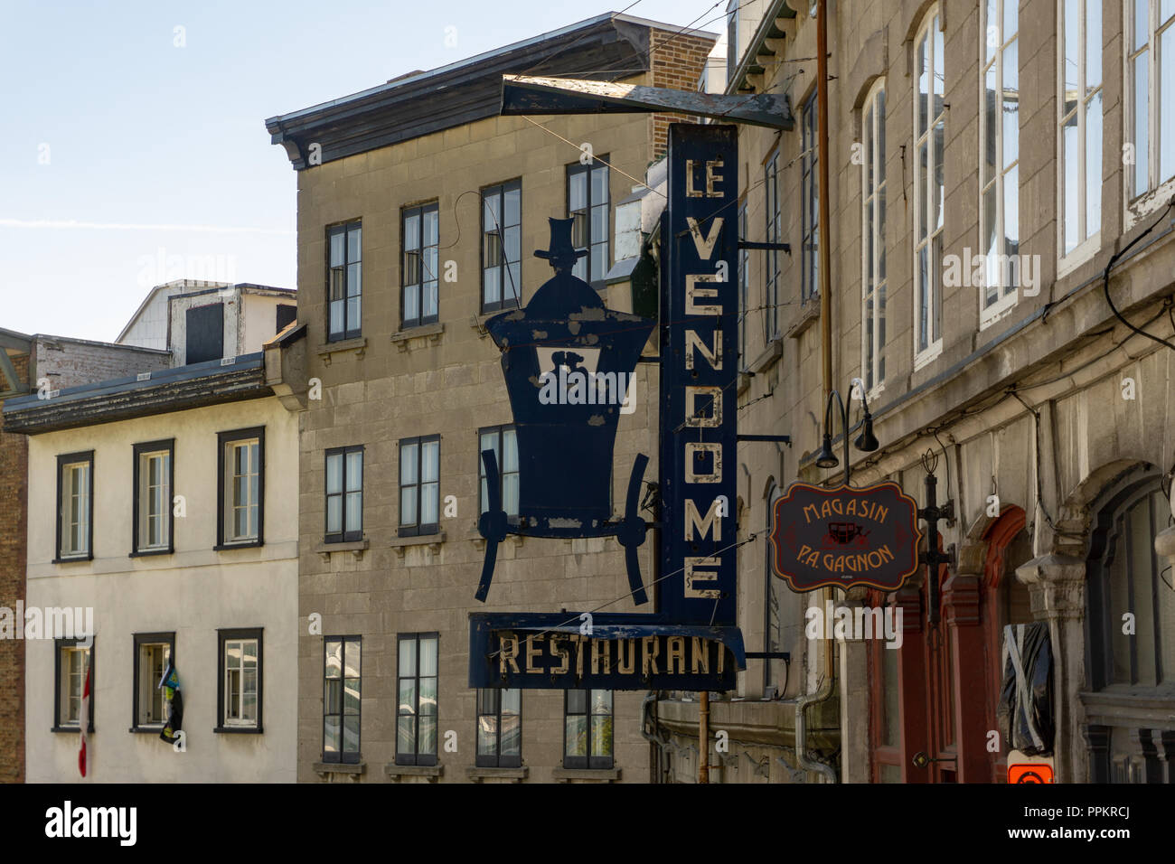 Le vendome restaurant hi-res stock photography and images - Alamy