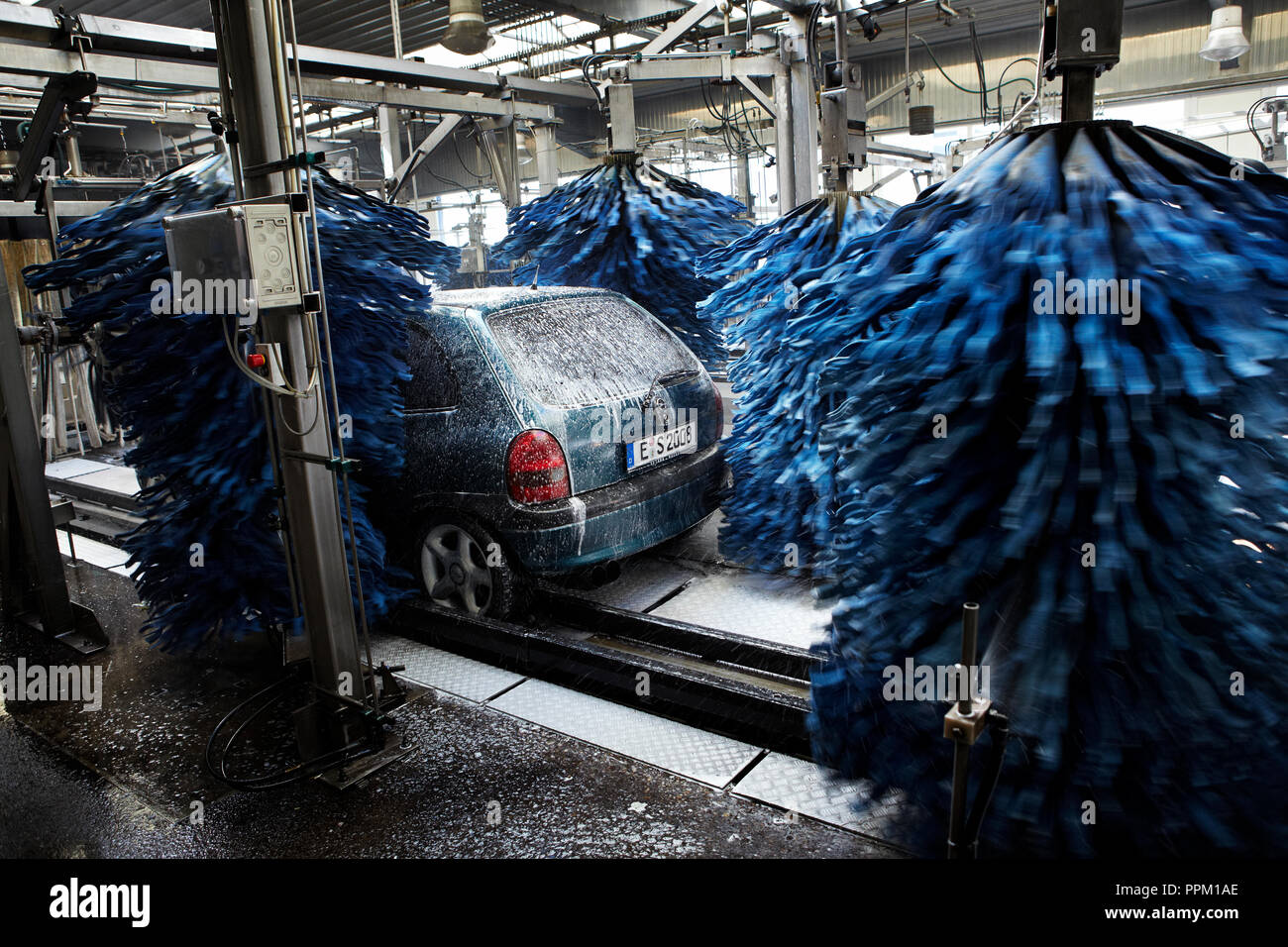 Car Wash Chain High Resolution Stock Photography and Images - Alamy