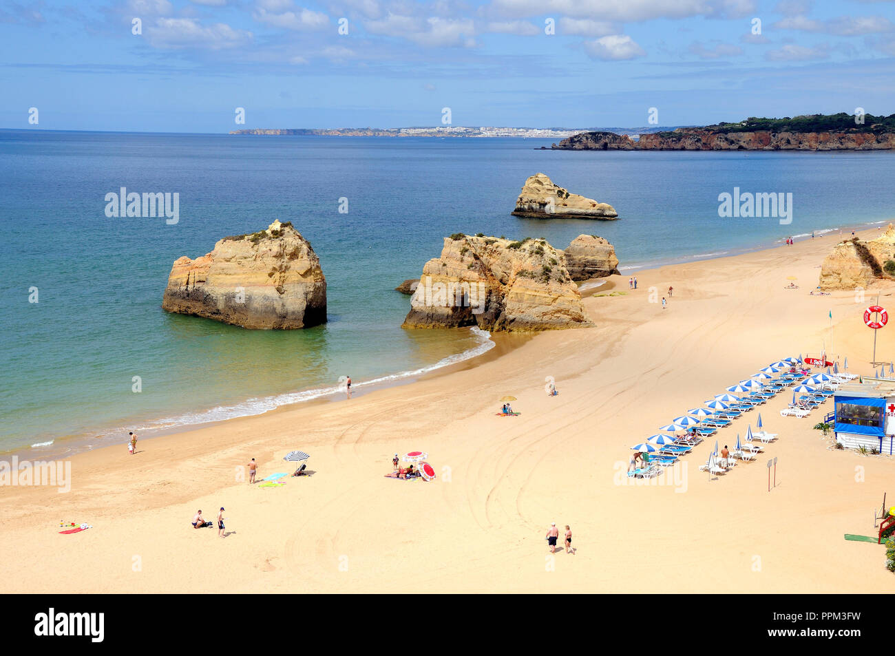 Praia da rocha beach hi-res stock photography and images - Alamy