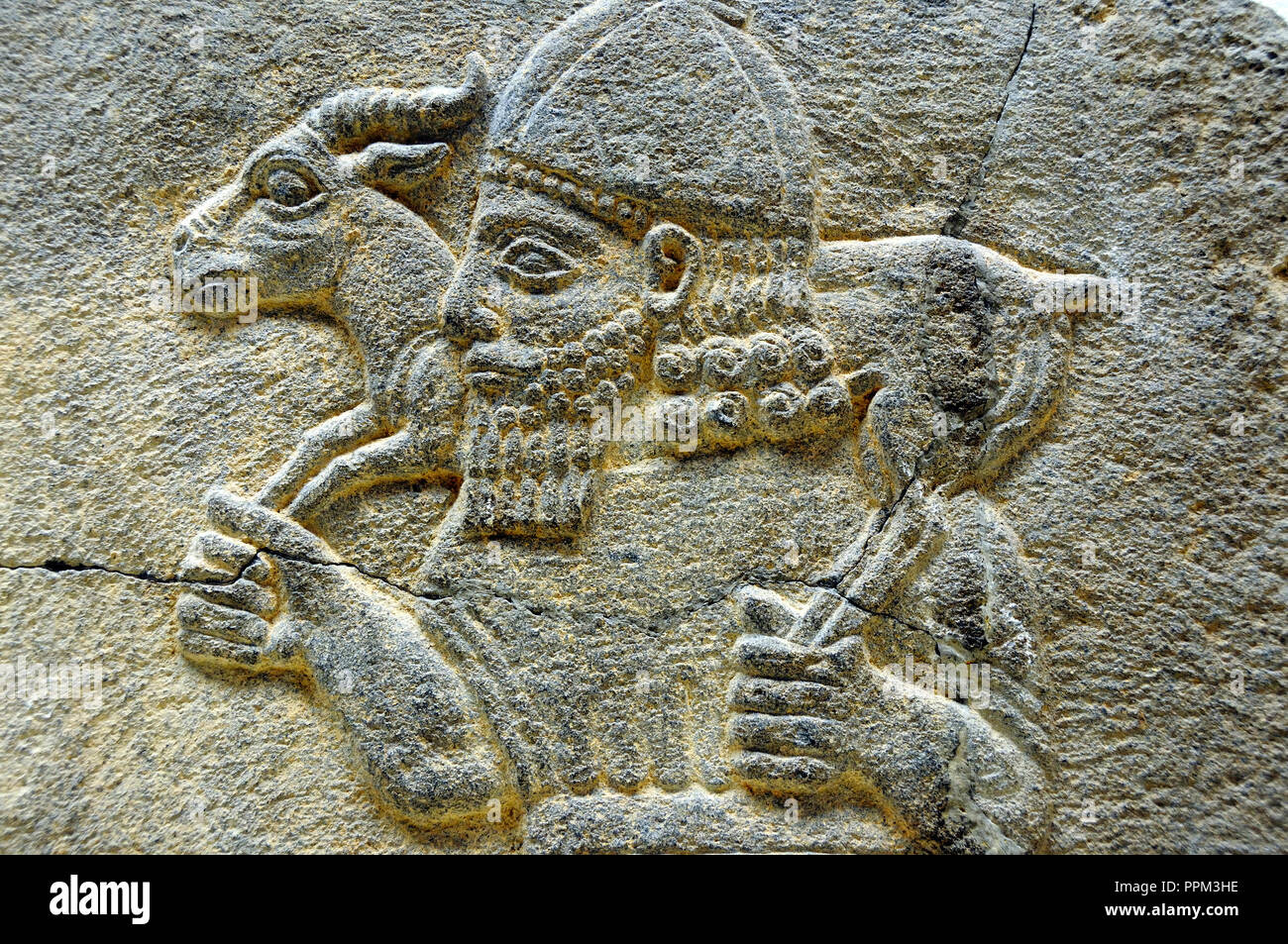 Assyrian bas relief hi-res stock photography and images - Alamy