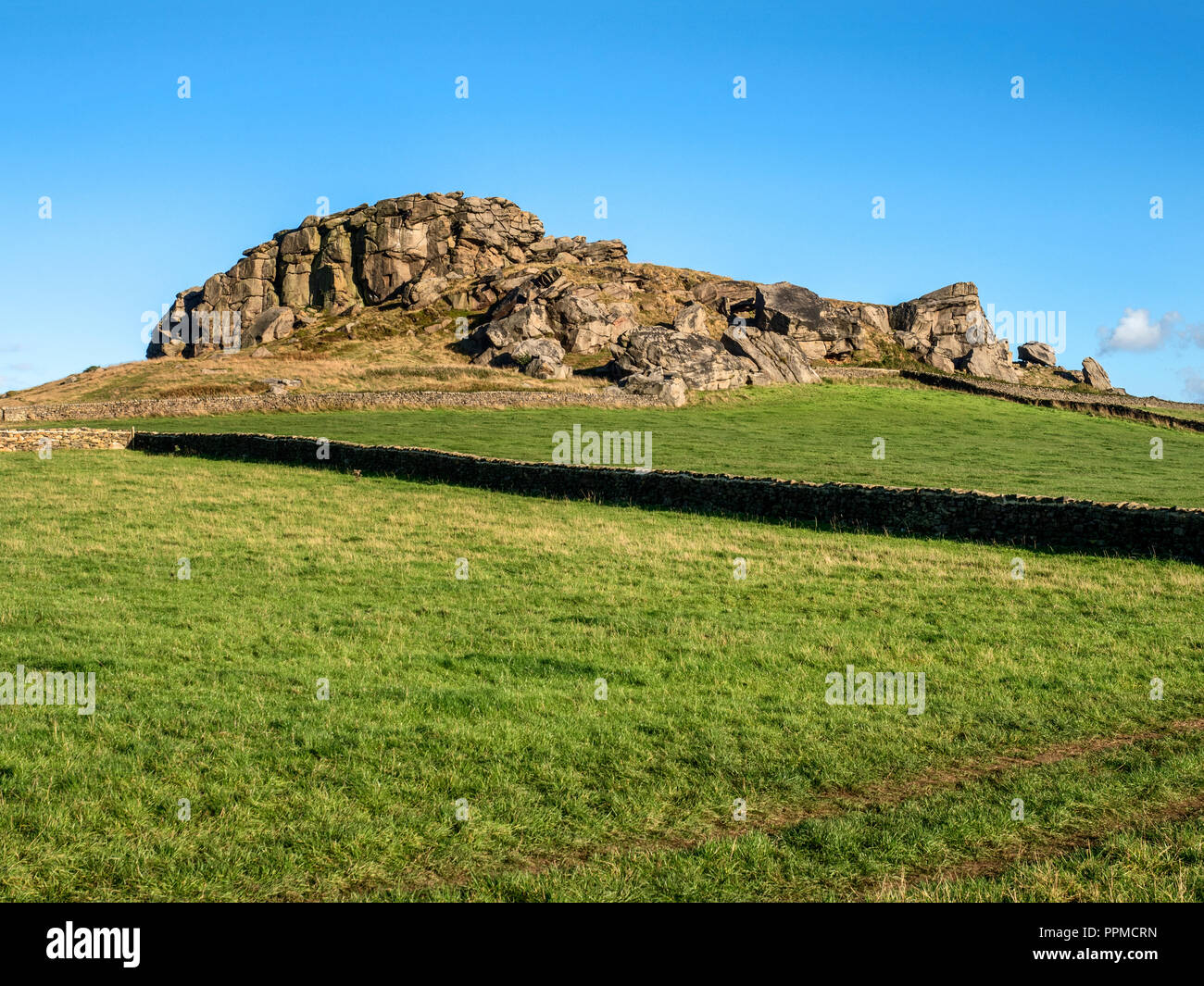 Almscliff Crag millstone grit outcrop near Harrogate North Yorkshire ...