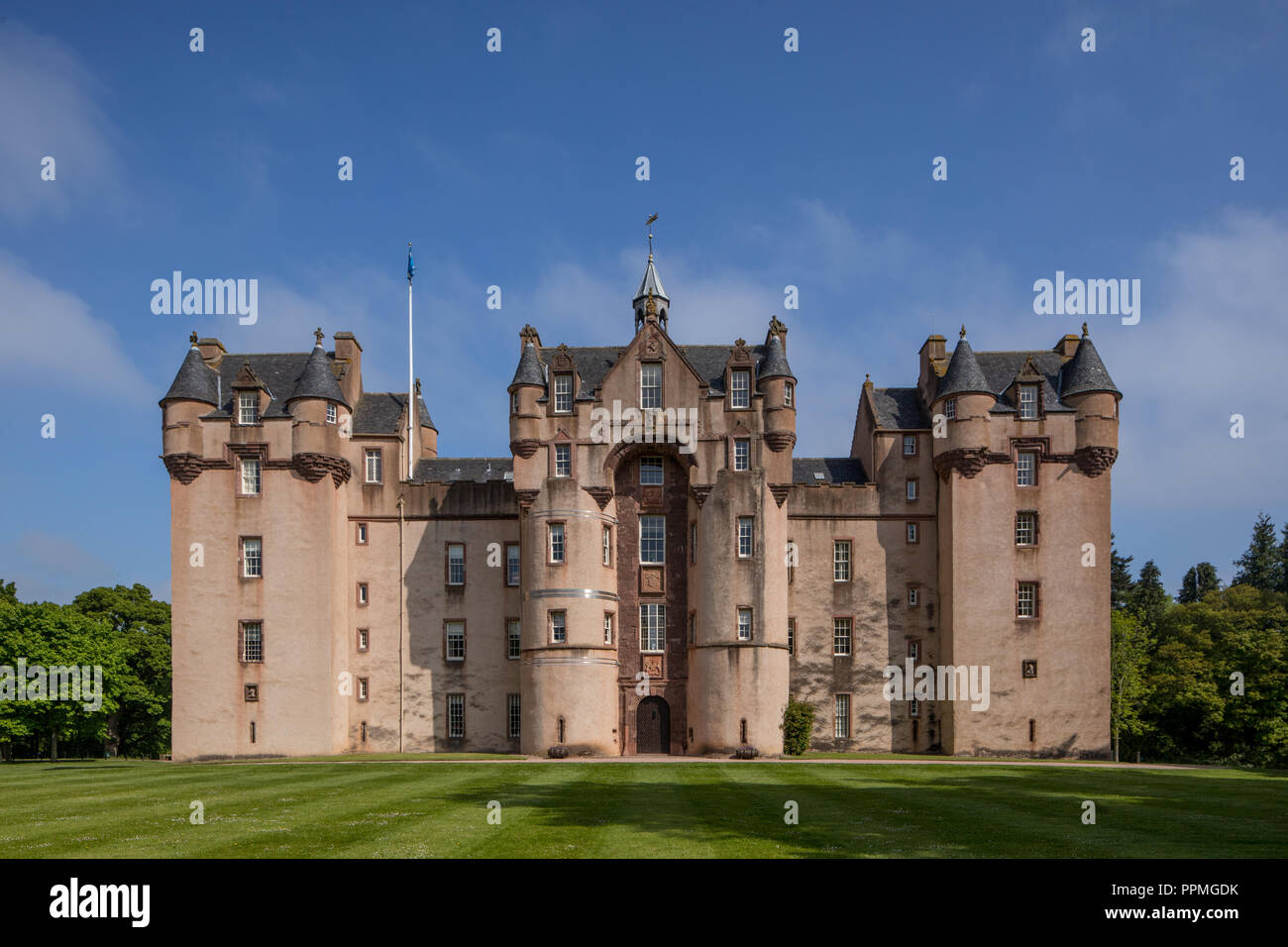 Fyvie Castle & Garden Stock Photo - Alamy