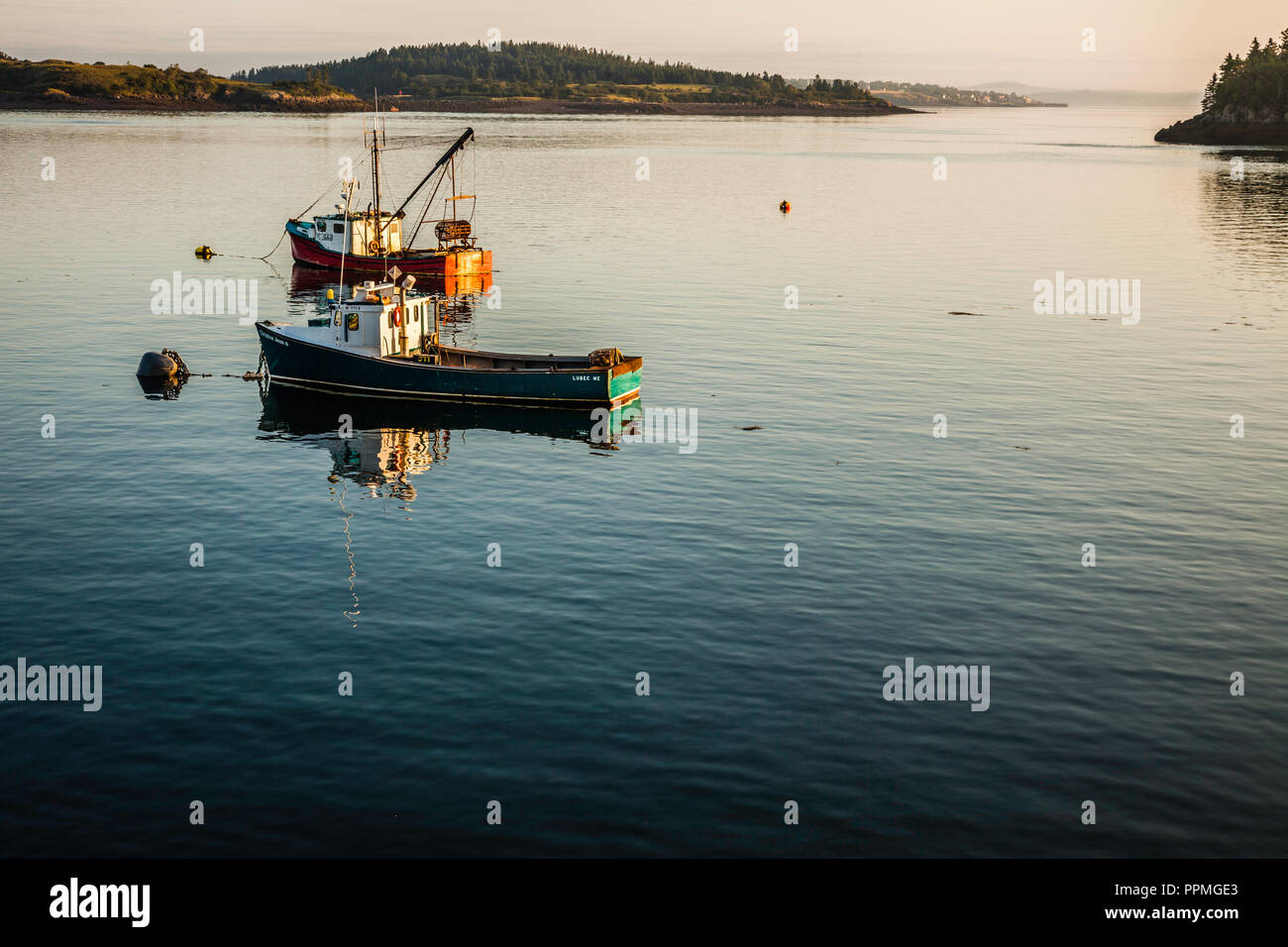 Lubec Maine Harbor High Resolution Stock Photography and Images - Alamy