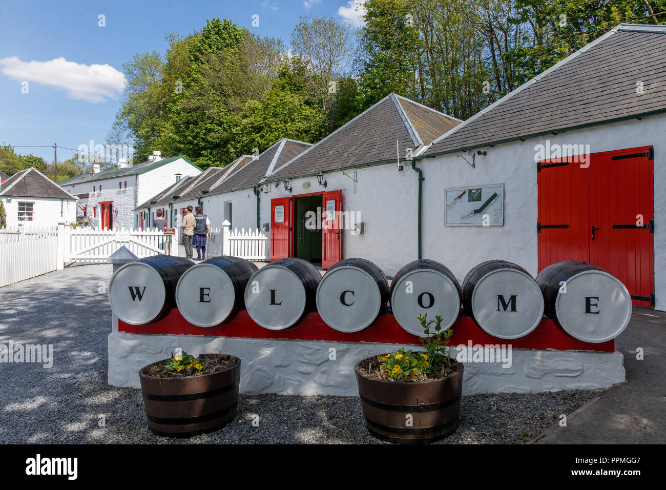 Edradour distillery hi-res stock photography and images - Alamy