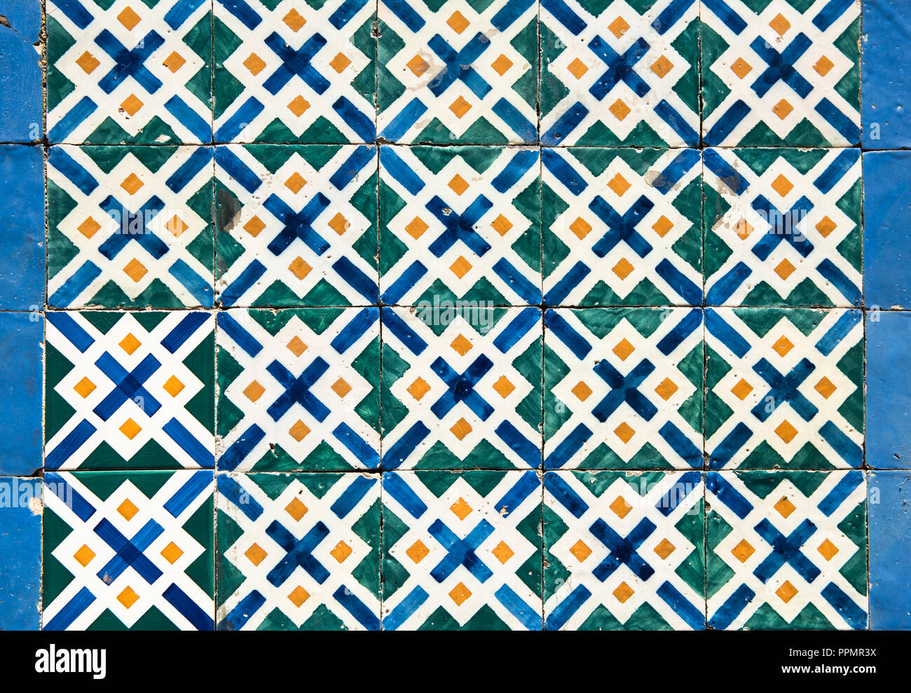 Traditional portuguese tiles hi-res stock photography and images - Alamy