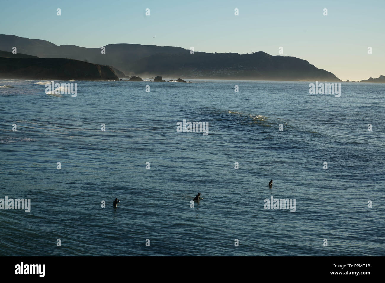 Pacifica california surfing hi-res stock photography and images - Alamy
