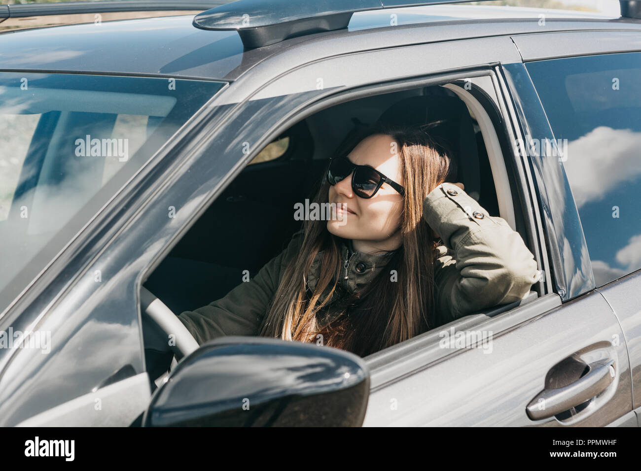 Girl driving car fast hi-res stock photography and images - Alamy